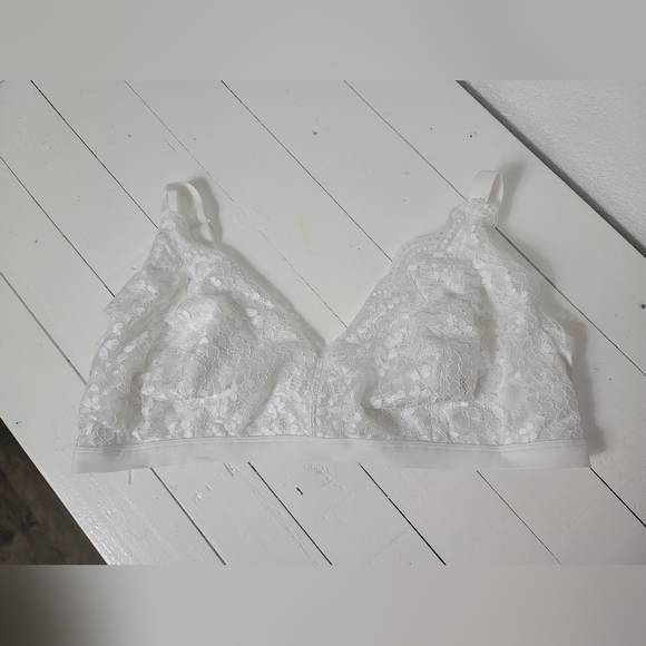 Warner's | Intimates & Sleepwear | Warners Wireless Xl Floral Lace Bra ...